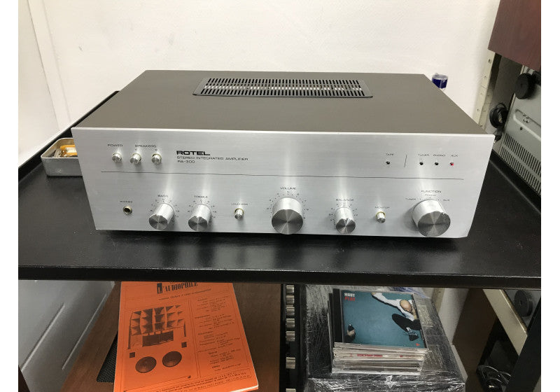 Rotel RA-300