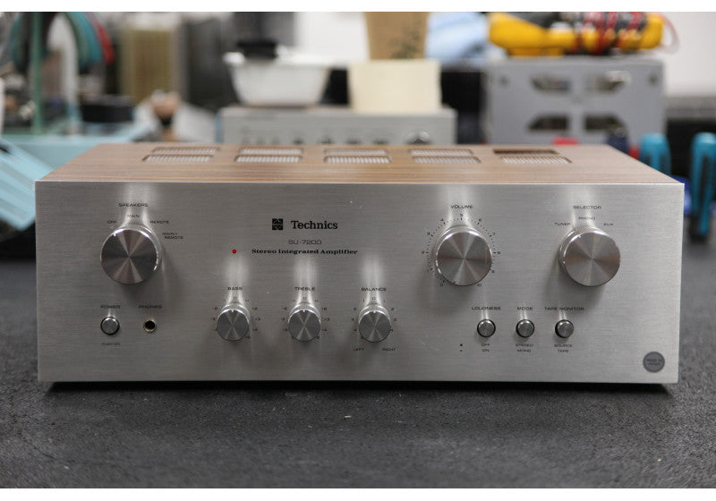 Technics SU-7200